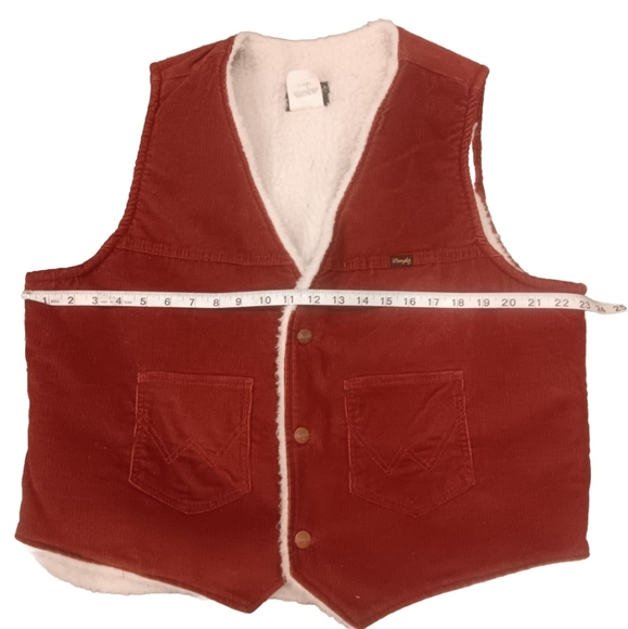 Wrangler | Jackets & Coats | Vintage Wrangler Corduroy Sherpa Lined ...